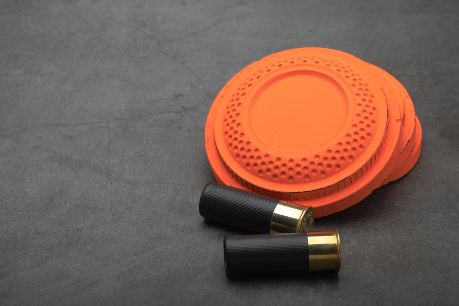 High-Quality Resins for Clay Pigeon Targets | De Monchy